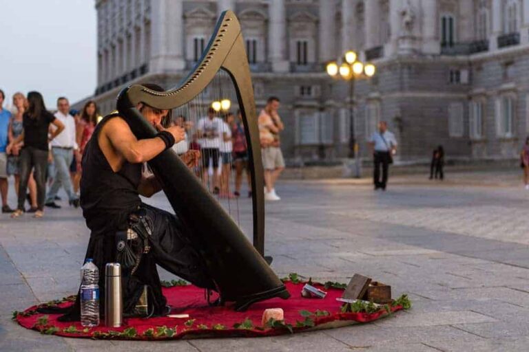 18 Popular Types of Harps Explained
